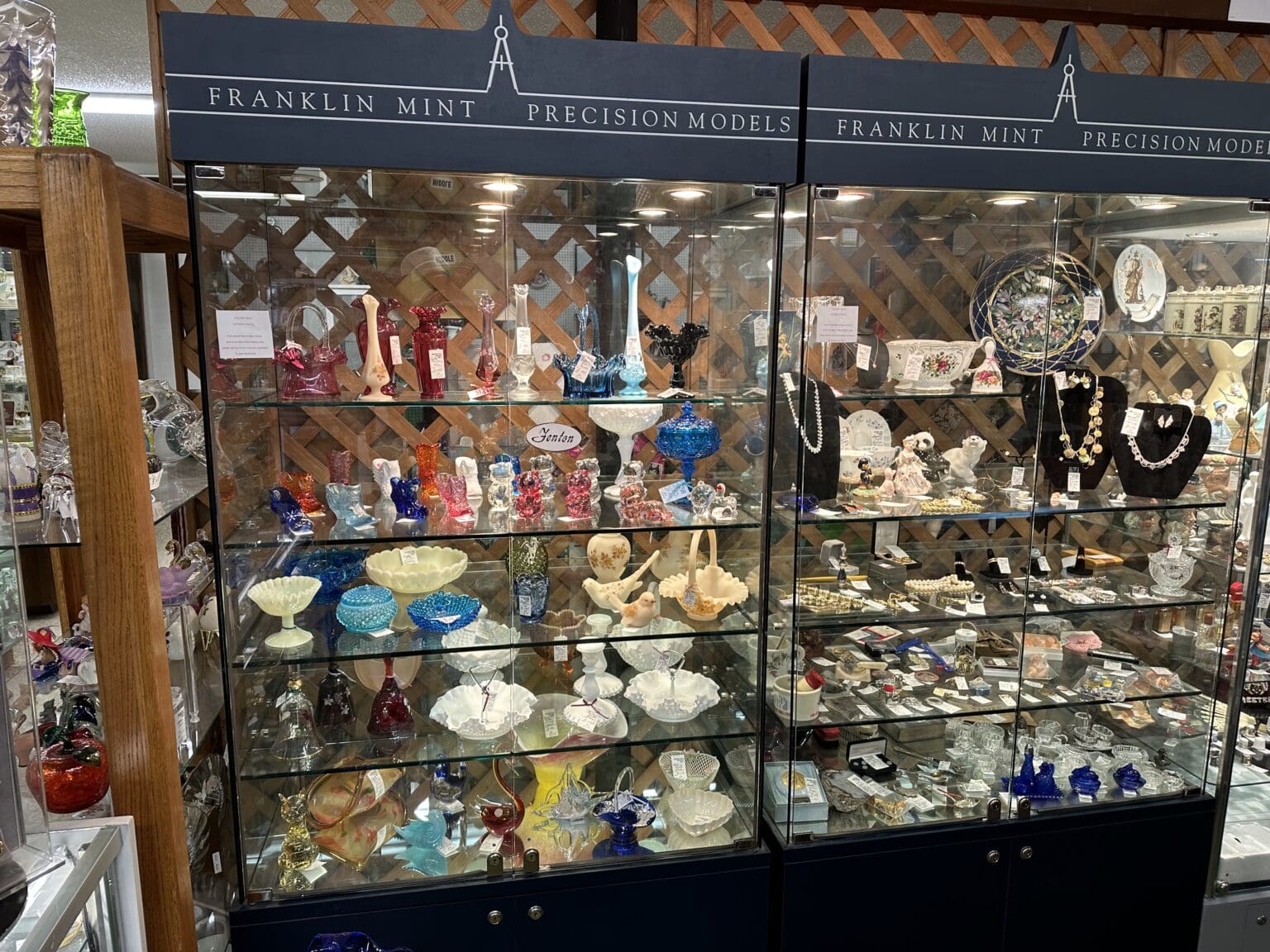 Image Gallery - Pacific Antiques Mall
